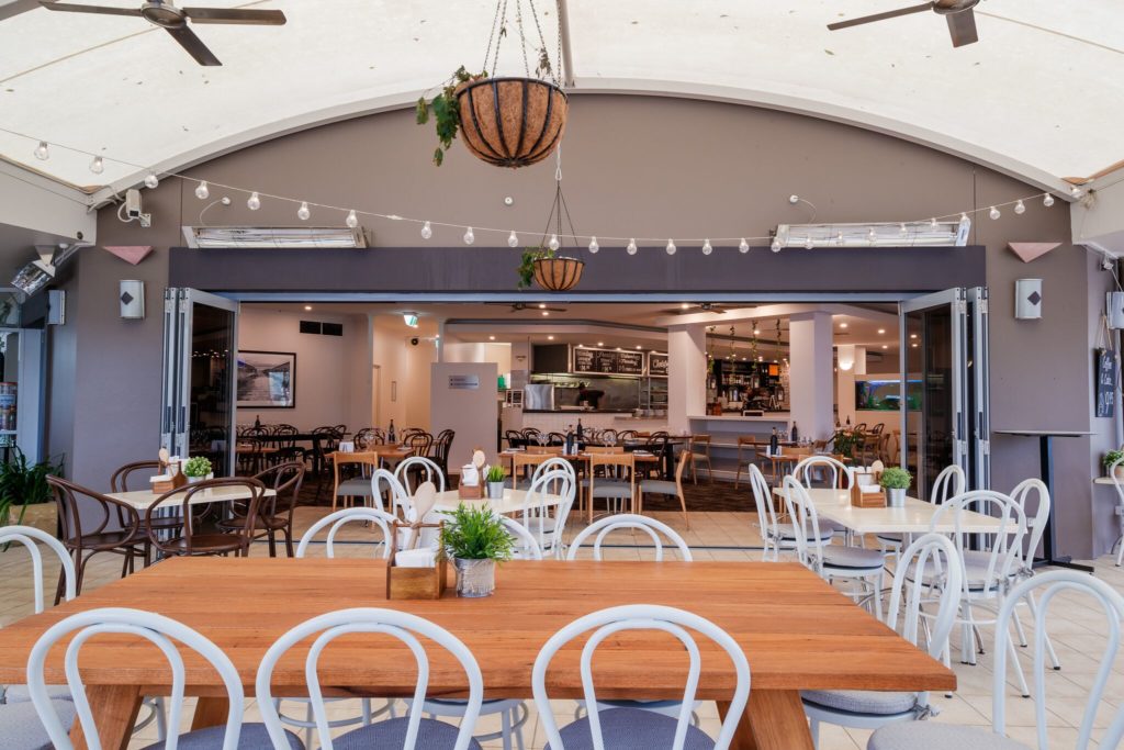 Iconic Pub, Bistro & Functions - Runaway Bay Tavern, Gold Coast